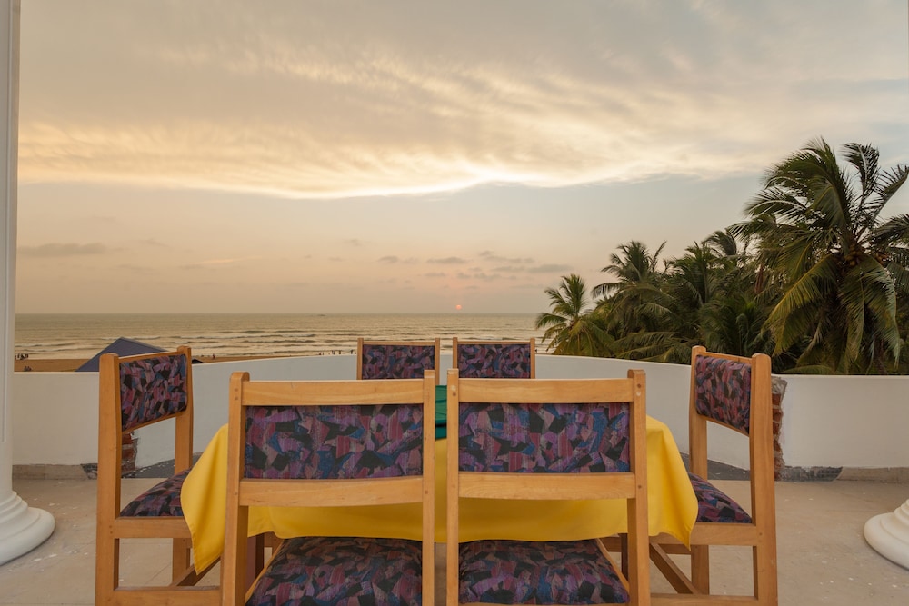 Navro Beach Resort in Panadura | Best Rates & Deals on Orbitz