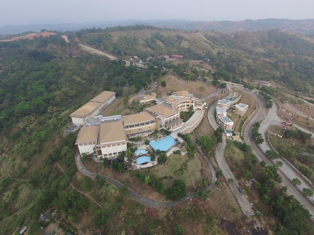 Timberland Highlands Resort Deals & Reviews (Manila, PHL) | Wotif