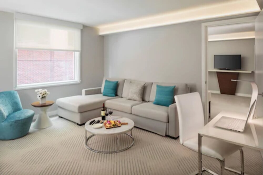 Hotel VIA, San Francisco: $206 Room Prices & Reviews | Travelocity