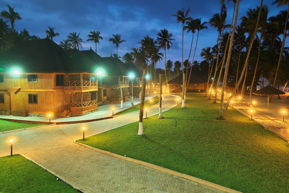 Maaha Beach Resort in Bakanta | Best Rates & Deals on Orbitz