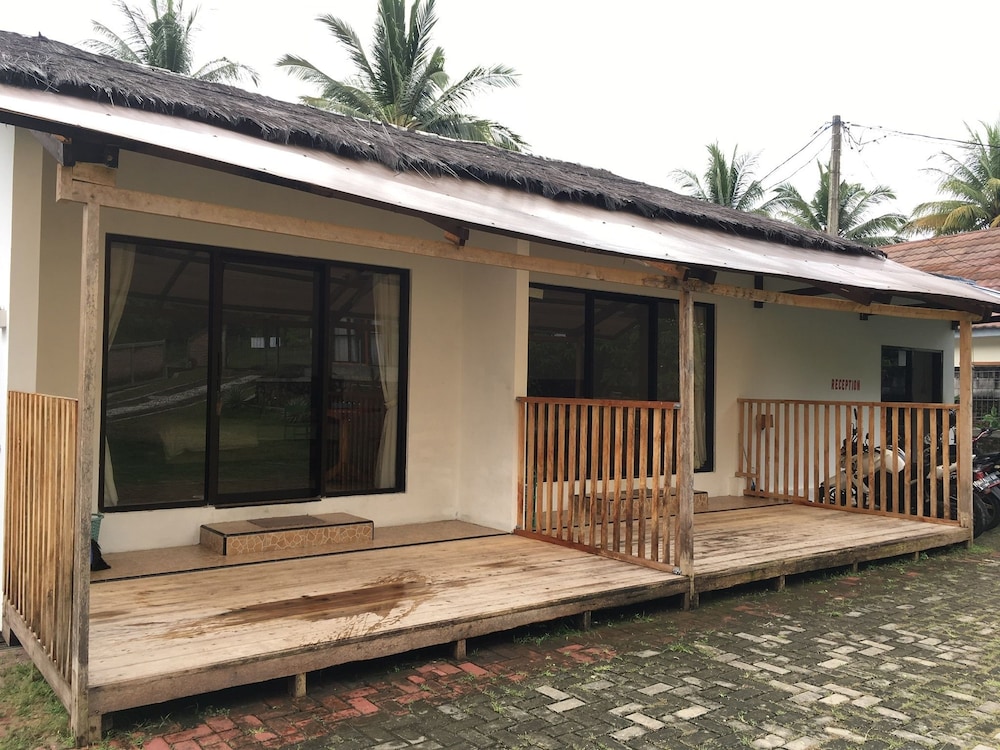 SAESEA Private Beach & Resort: Deals & Reviews (Cisolok, IDN) | Wotif