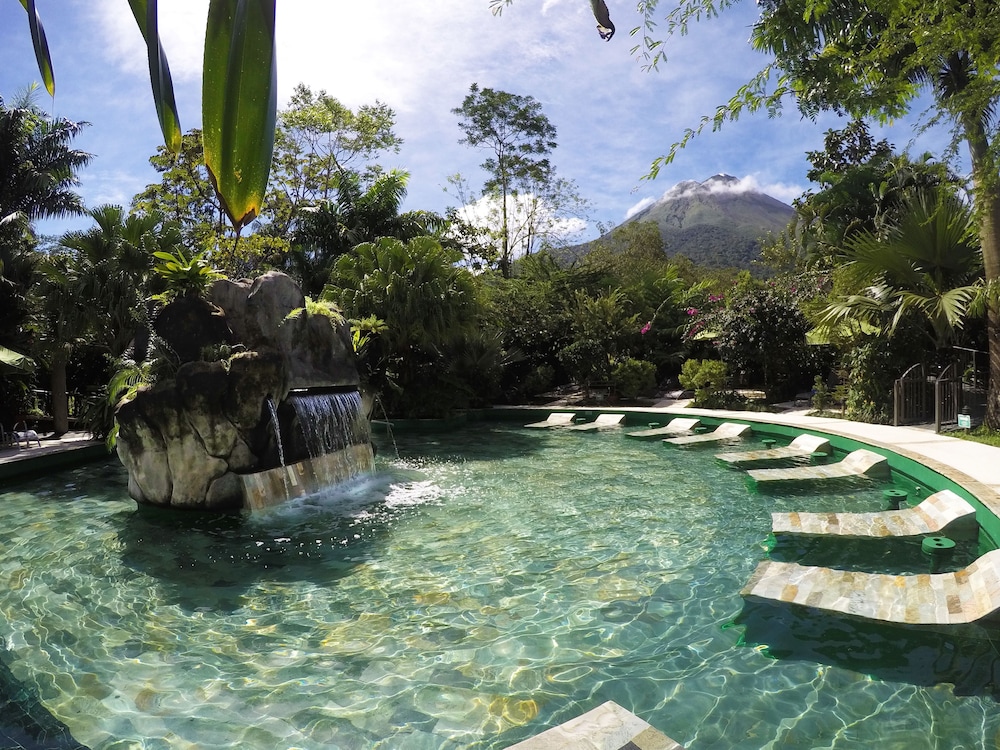 Paradise Hot Springs Thermal Resort in La Fortuna | Best Rates & Deals ...