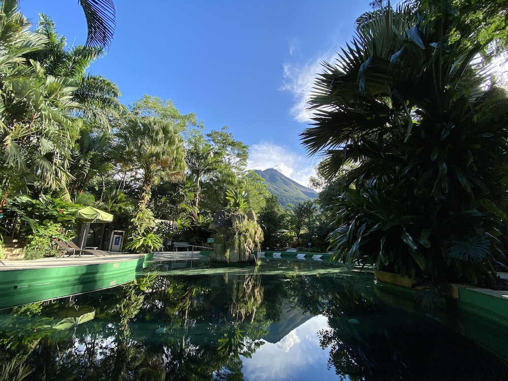 Paradise Hot Springs Thermal Resort in La Fortuna | Best Rates & Deals ...