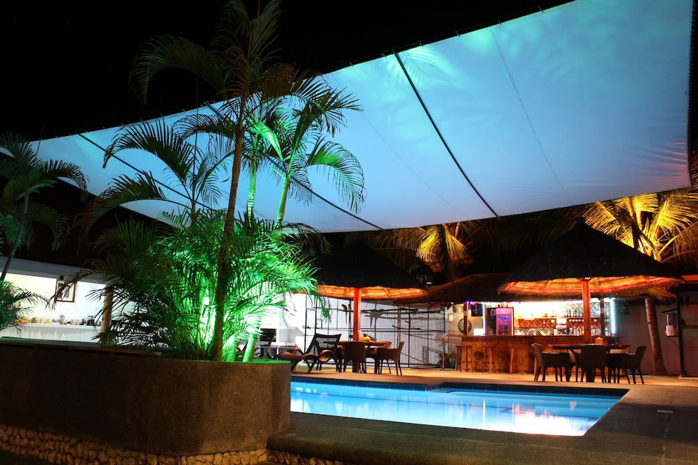 Parrot Resort Moalboal in Moalboal | Best Rates & Deals on Orbitz