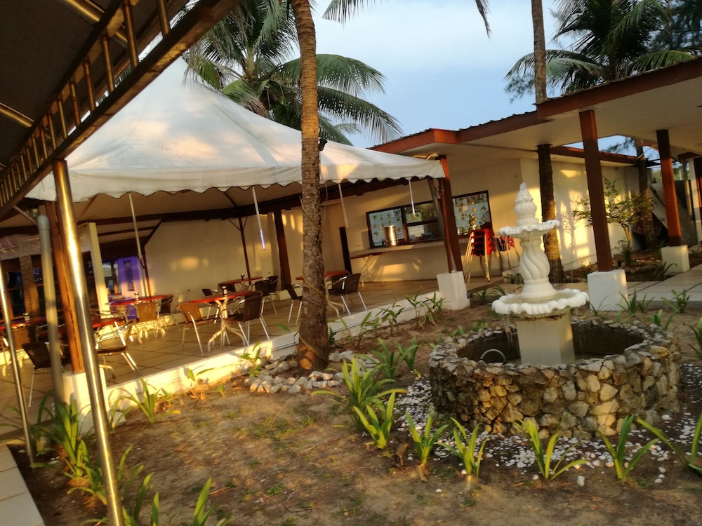 AL-Safina Kijal Beach Resort: Deals & Reviews (Kijal, MYS) | Wotif