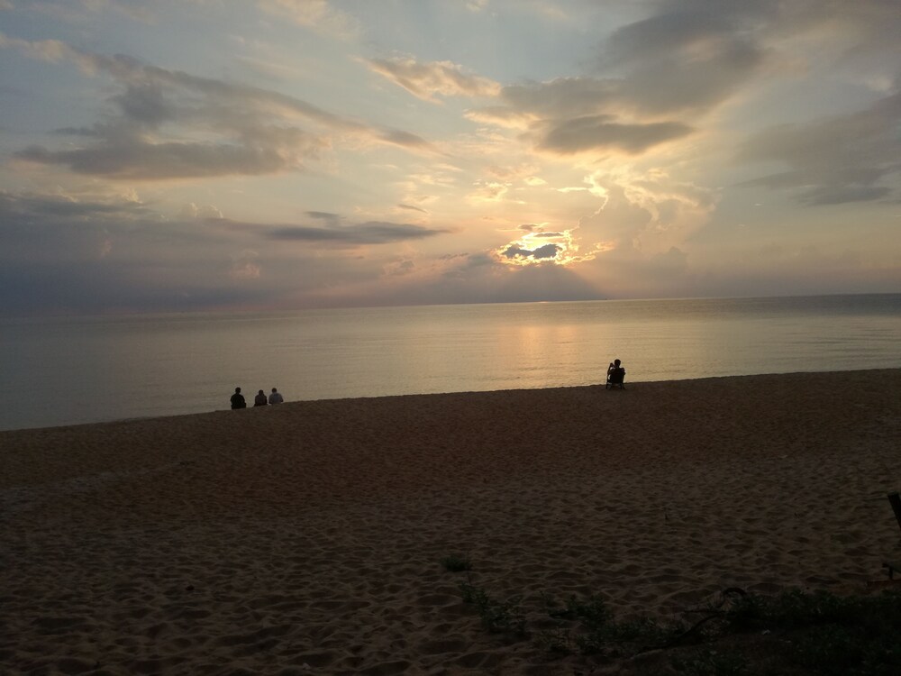 AL-Safina Kijal Beach Resort in Kijal | Best Rates & Deals on Orbitz