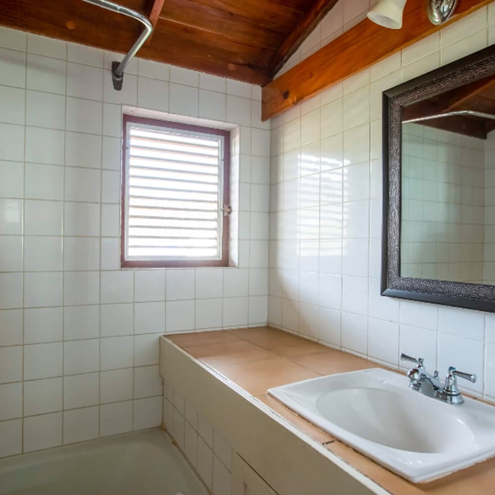 Village Cay Hotel and Marina, Road Town: $148 Room Prices & Reviews ...