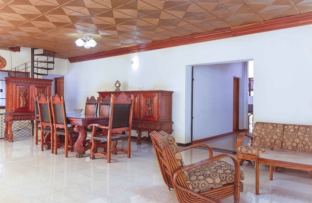 AA Circuit bungalow, Kandy: Room Prices & Reviews | Travelocity