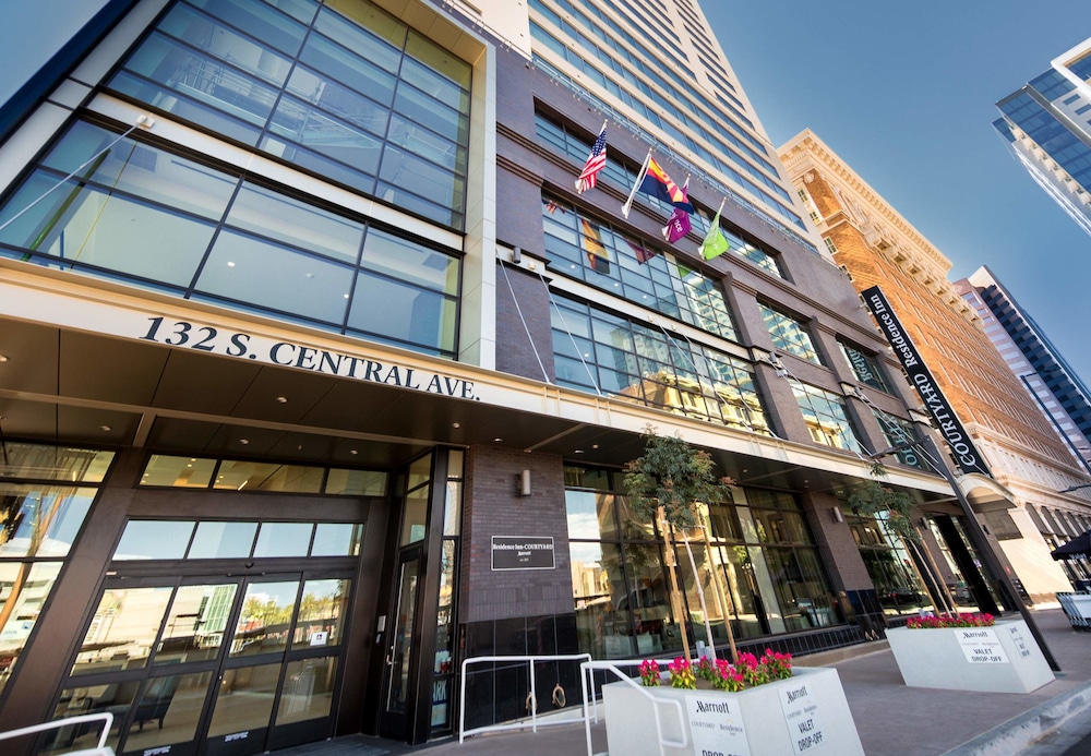 Courtyard Phoenix Downtown: 2017 Room Prices, Deals & Reviews | Expedia