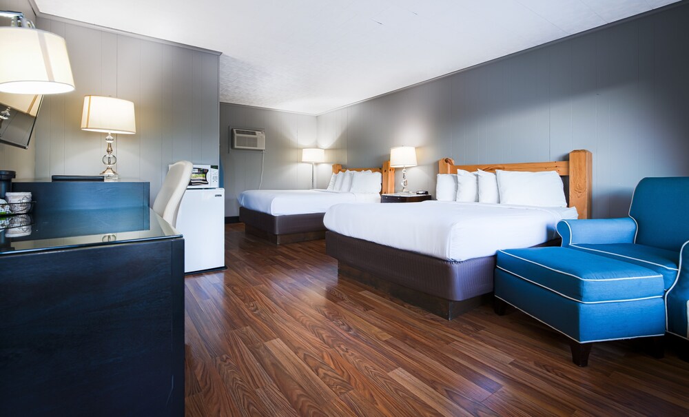 The VUE Boutique Hotel & Boathouse in Wisconsin Dells | Best Rates ...