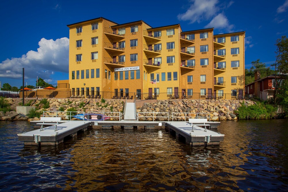 The VUE Boutique Hotel, Wisconsin Dells: $64 Room Prices & Reviews ...