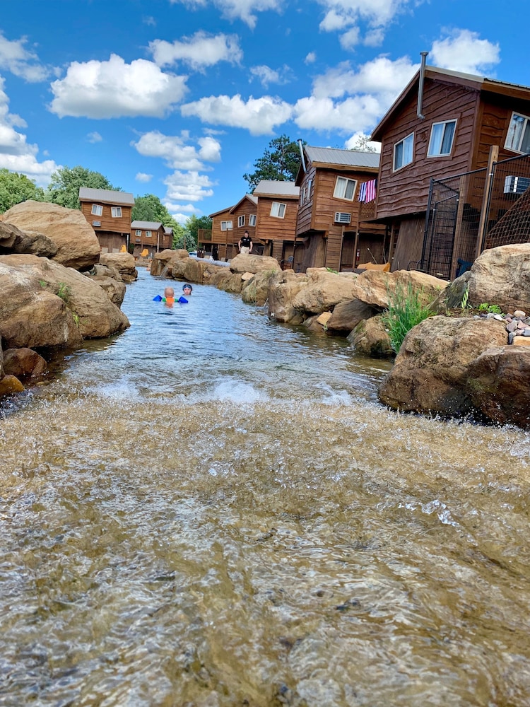 Room Deals for Natura Treescape Resort, Wisconsin Dells starting at $44 ...