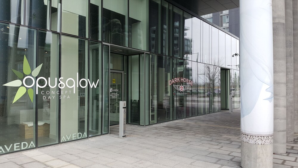 Residence & Conference Centre - Toronto Downtown - George Brown College ...