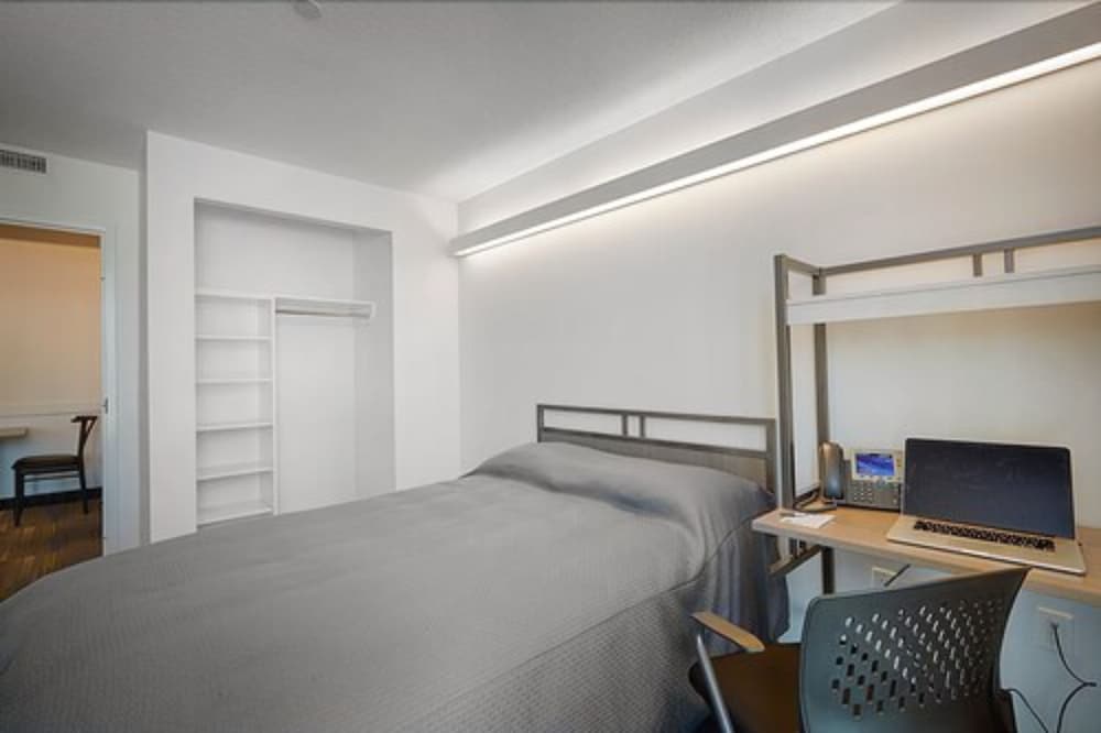 Residence & Conference Centre - Toronto Downtown - George Brown College ...