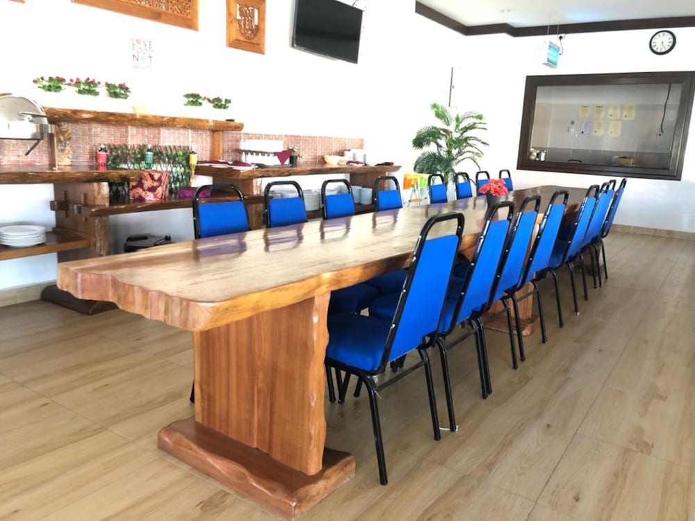 AM Transit Inn in Kuala Terengganu | Best Rates & Deals on Orbitz