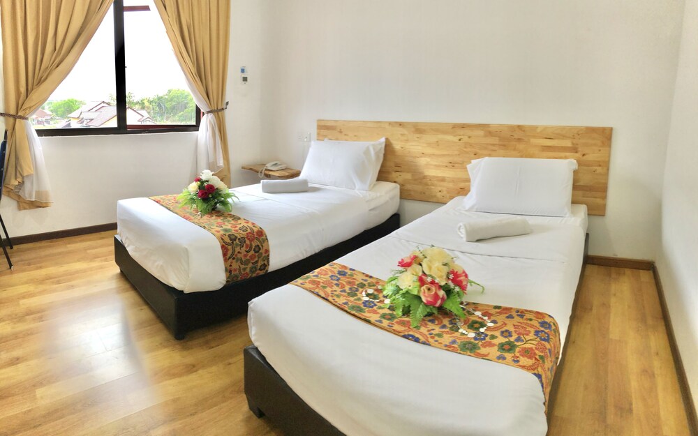 AM Transit Inn in Kuala Terengganu | Best Rates & Deals on Orbitz