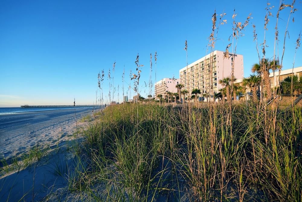 Holiday Sands North On the Boardwalk in Myrtle Beach | Best Rates ...