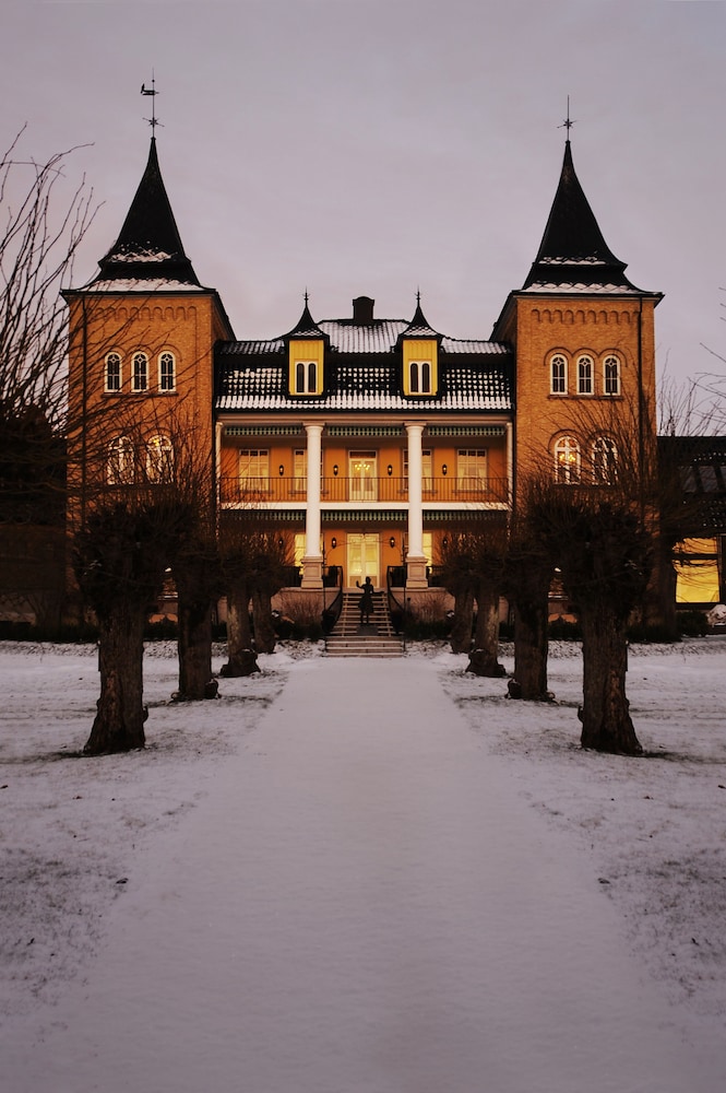 Hotell Refsnes Gods - by Classic Norway Hotels in Moss | Best Rates ...