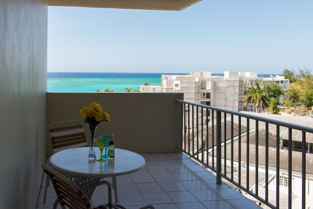 Montego Bay Club Resort in Montego Bay | Best Rates & Deals on Orbitz