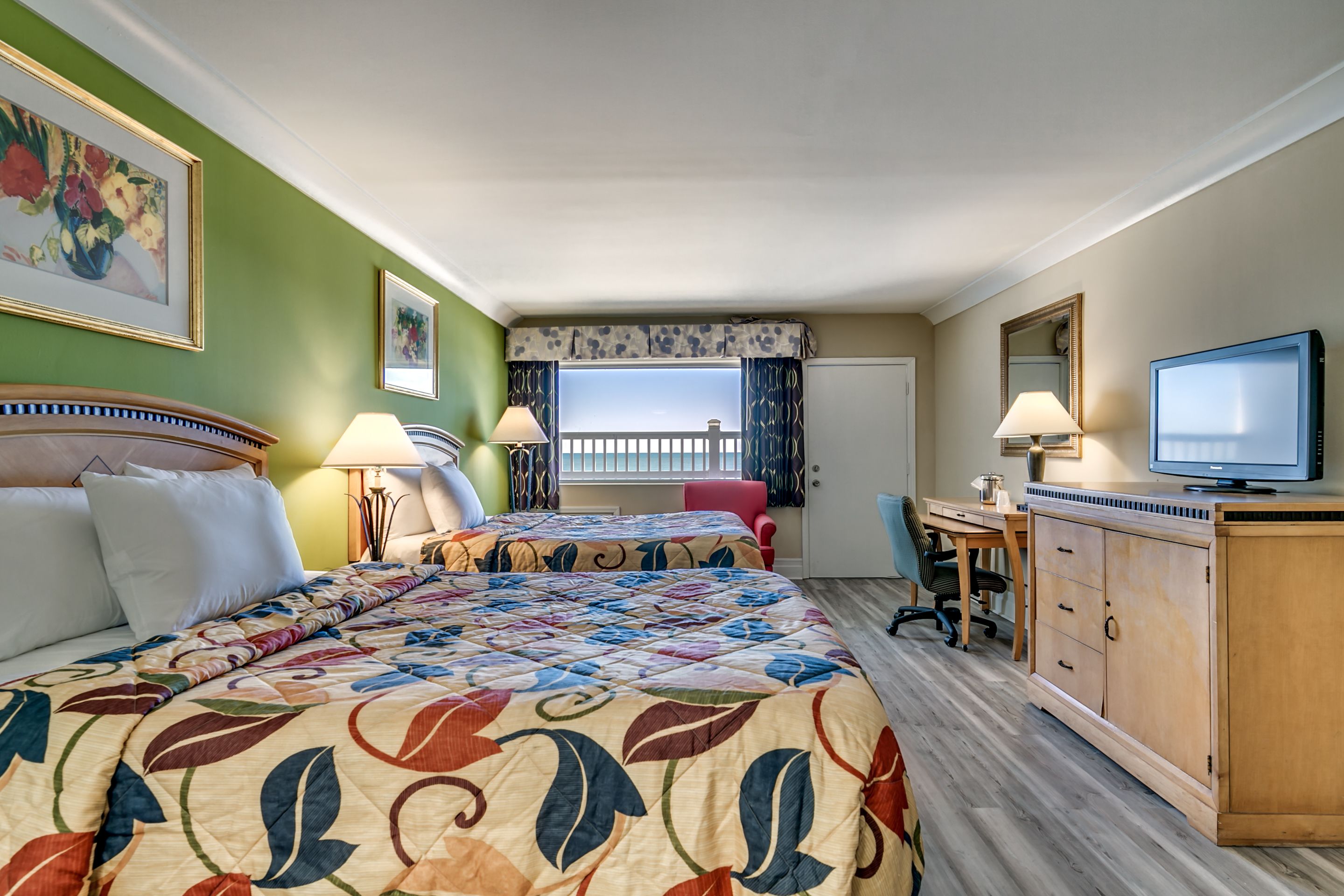 Mystic Sea Resort in Myrtle Beach, SC | Expedia