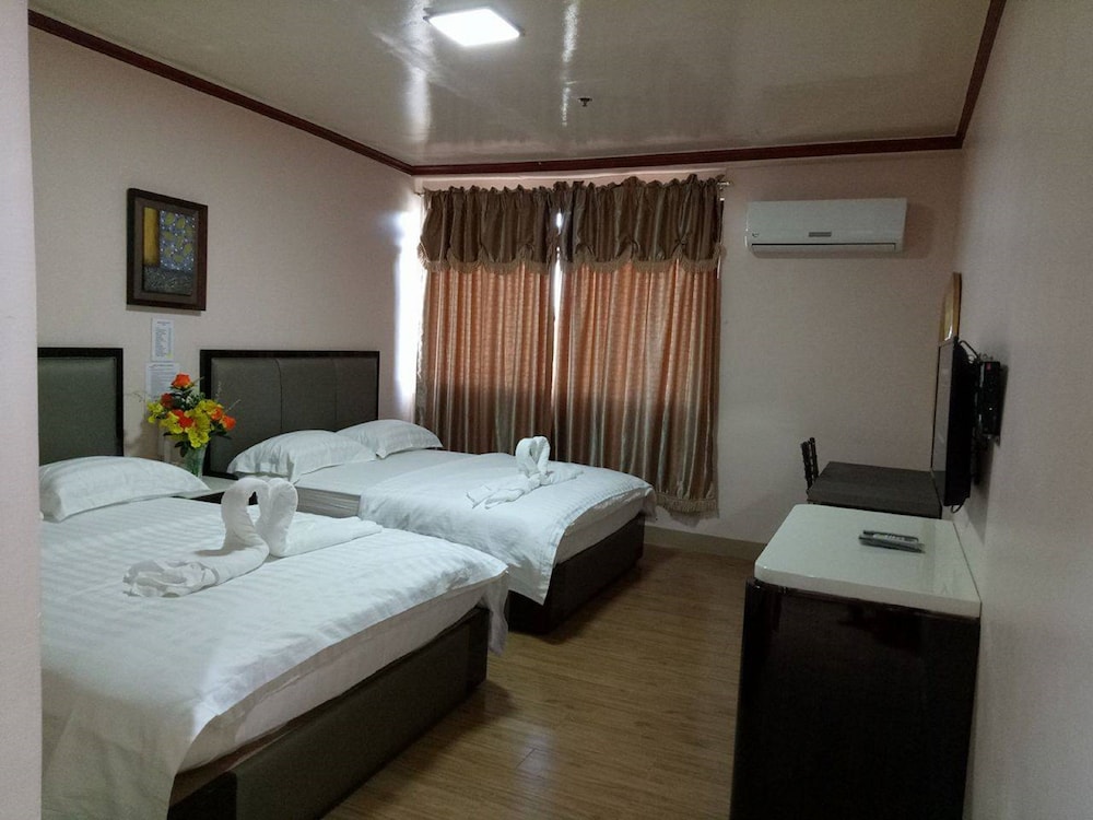 Meaco Royal Hotel - Taytay in Taytay | Best Rates & Deals on Orbitz