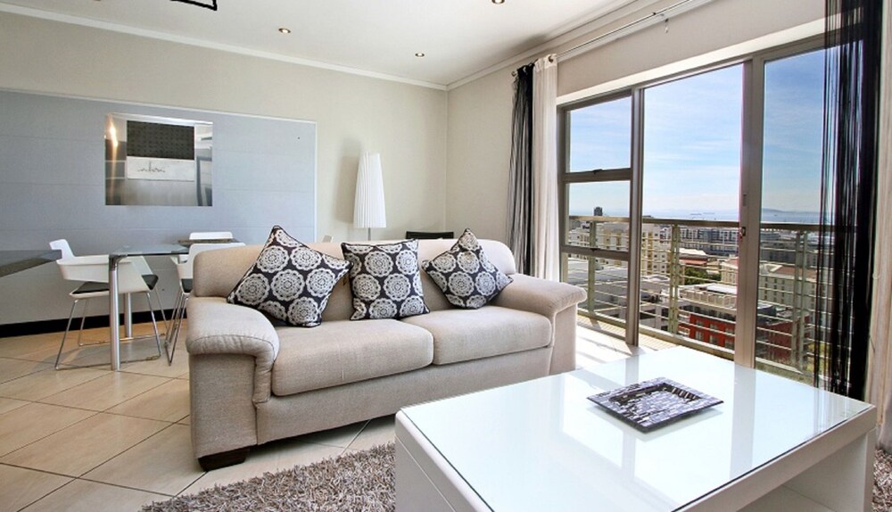 ITC Hospitality Group One Bedrooms Icon Building: Deals & Reviews (Cape ...