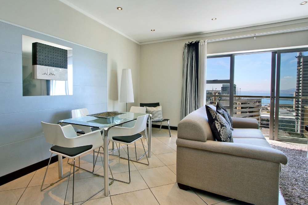 ITC Hospitality Group One Bedrooms Icon Building: Deals & Reviews (Cape ...