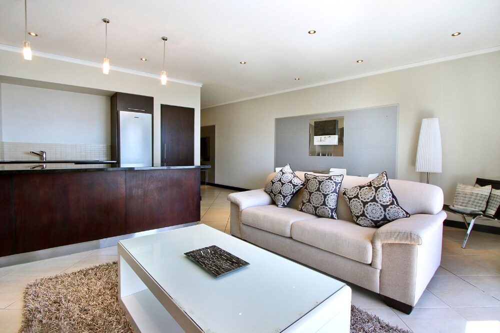 ITC Hospitality Group One Bedrooms Icon Building: Deals & Reviews (Cape ...