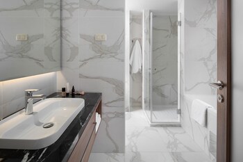 Hotel & Restaurant Milan, Pula: $203 Room Prices & Reviews | Travelocity