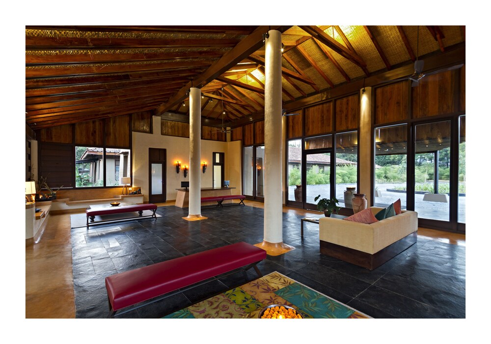 Jehan Numa Retreat, Bhopal: Room Prices & Reviews | Travelocity