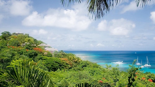 Mustique Island Holidays 2020 | Cheap Holiday Deals | Expedia