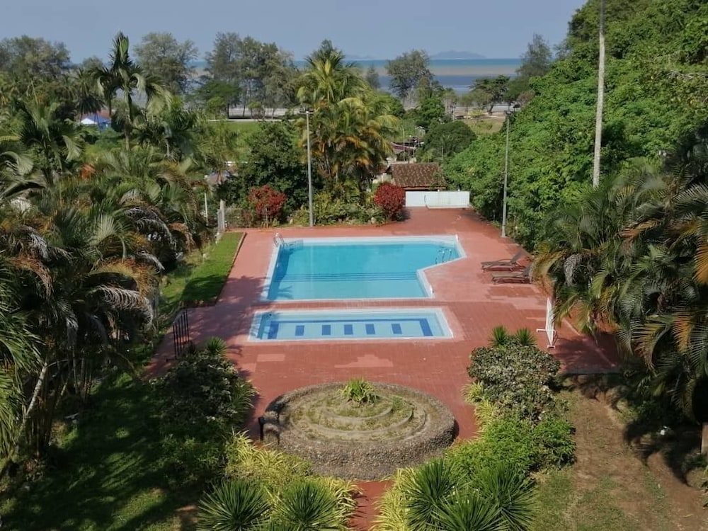 Mersing Merlin Inn in Mersing | Best Rates & Deals on Orbitz