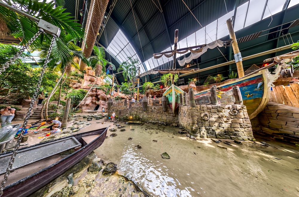 Center Parcs De Vossemeren - Reviews, Photos & Rates | ebookers.com