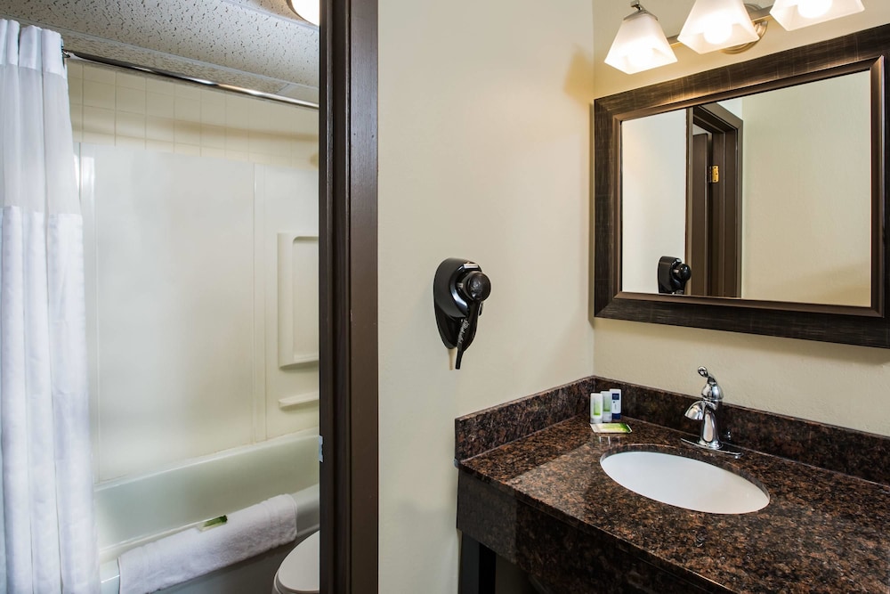 AmericInn by Wyndham Baxter Brainerd in Baxter | Best Rates & Deals on ...