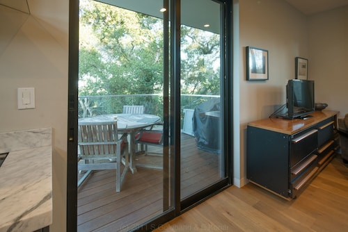 Modern Stanford/palo Alto Guest House - Portola Valley, CA