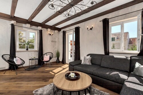 Villas Pearls Of Makarska - Makarska
