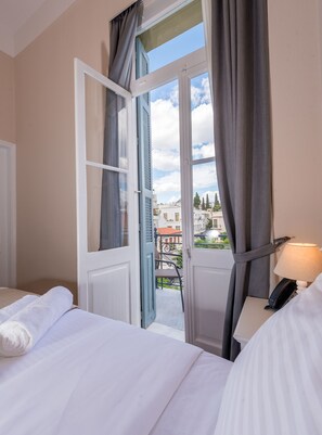 Book Palladian Home in Athens | Hotels.com