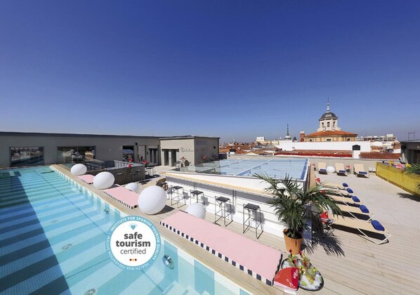 Axel Hotel Madrid - Adults Only: Precios, promociones y comentarios ...