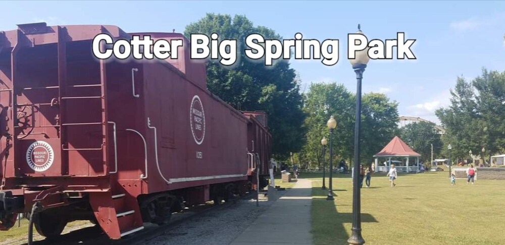 Cotter Rock Cottage, Historic Cotter AR. Near River "Trout Capital USA ...