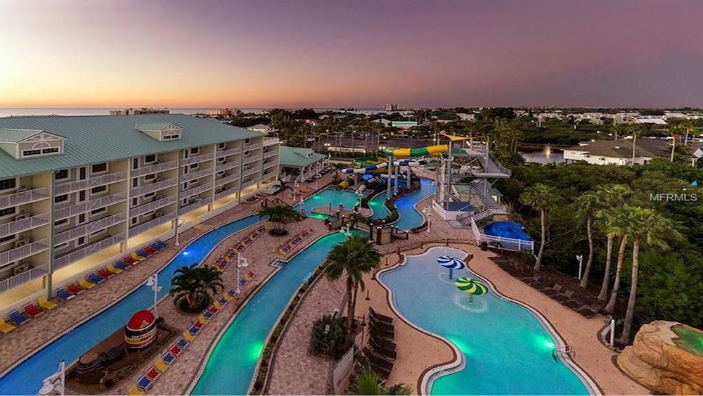 2BD/2BA Condo w/4 FREE Water Park Passes at Splash Harbour Waterpark ...