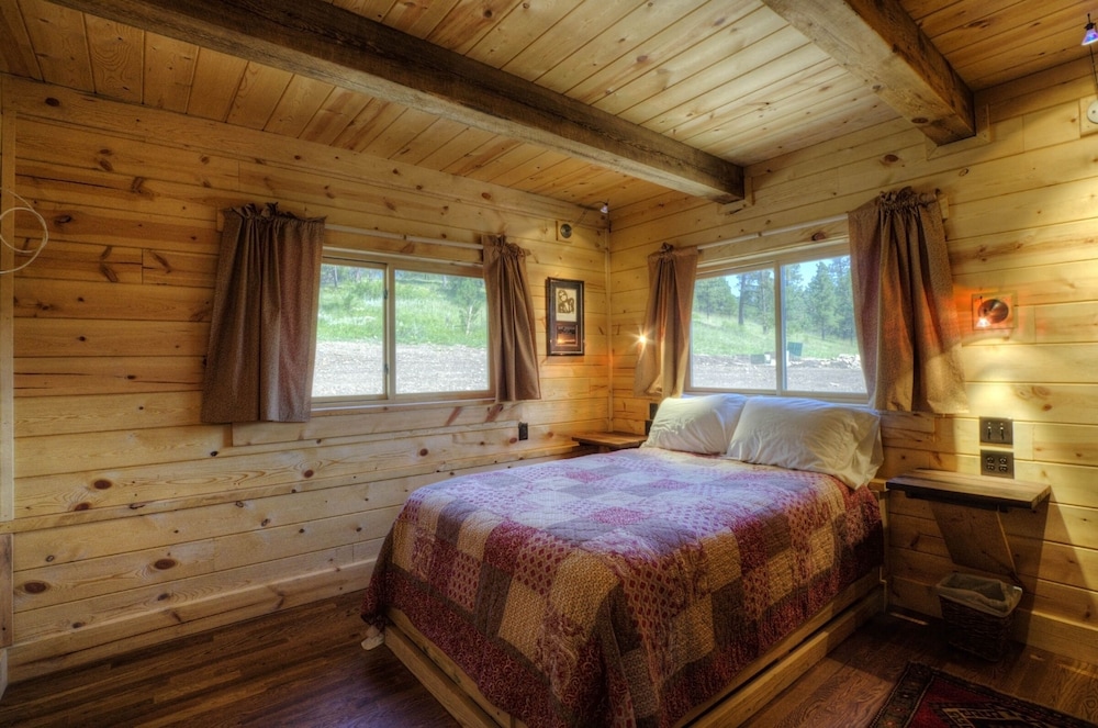 Beautiful Custom Timber Frame Cabin in beautiful Spring Creek Canyon ...