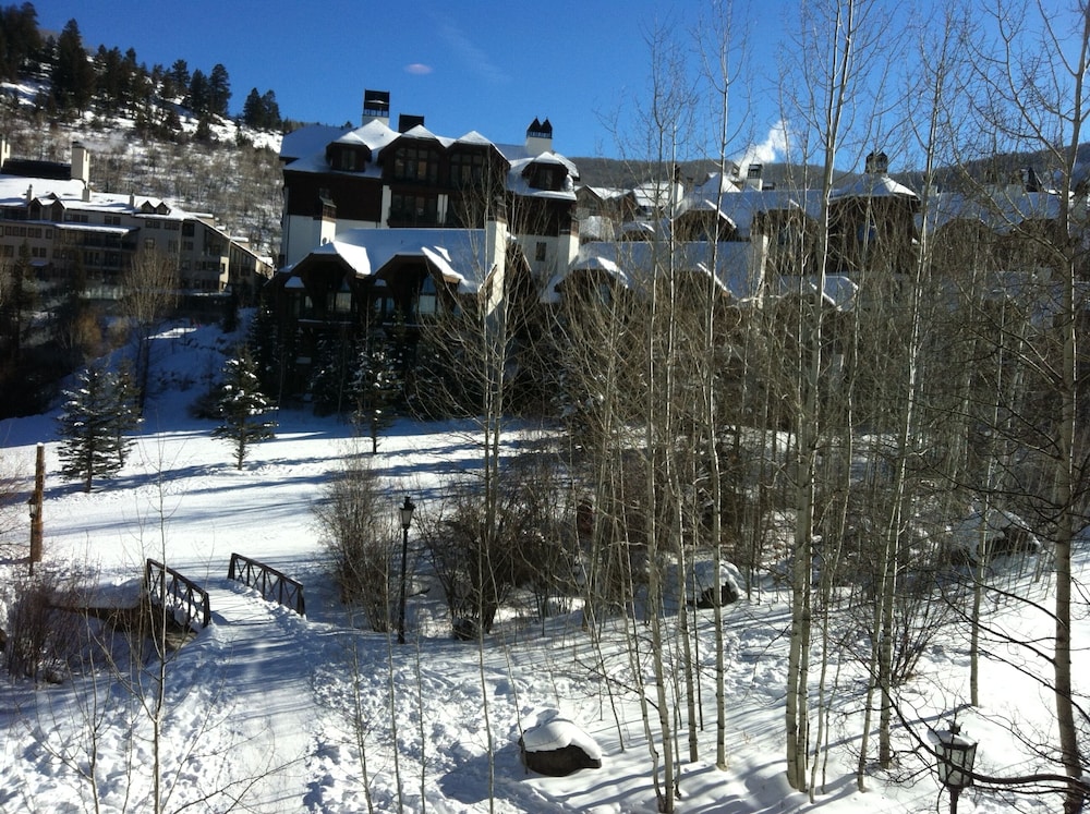 Luxury Corner Unit Condo Townsend Place Beaver Creek Sleeps 1-4 Ski-in ...