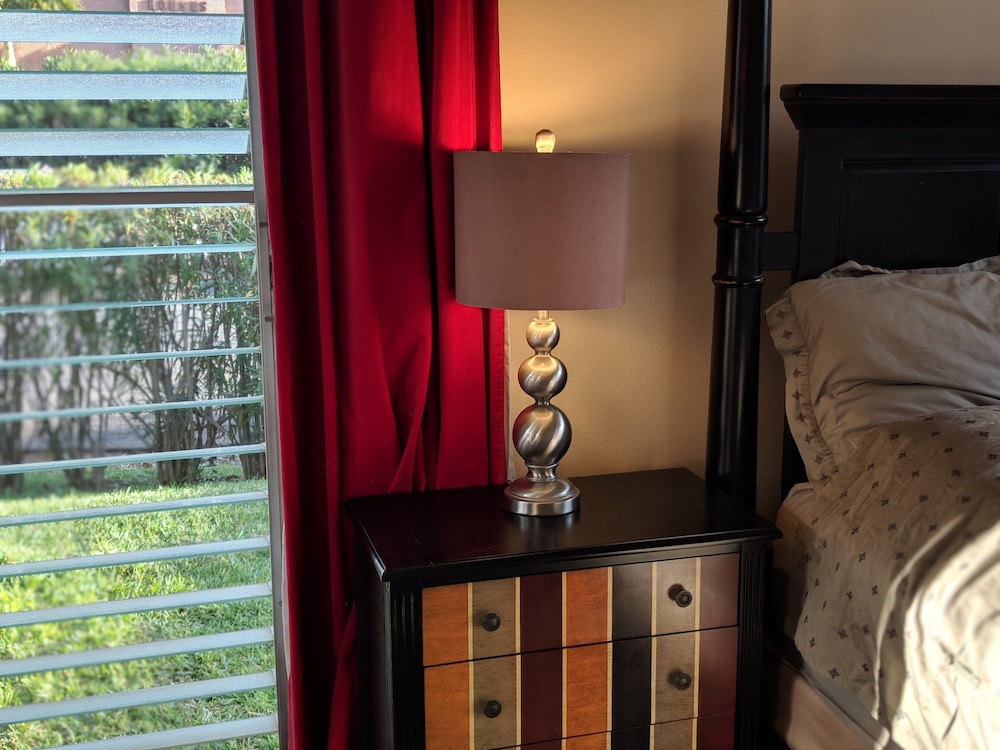 Beautiful 2 bdrm by Charley Young Beach. Walk to Kihei Downtown. From ...