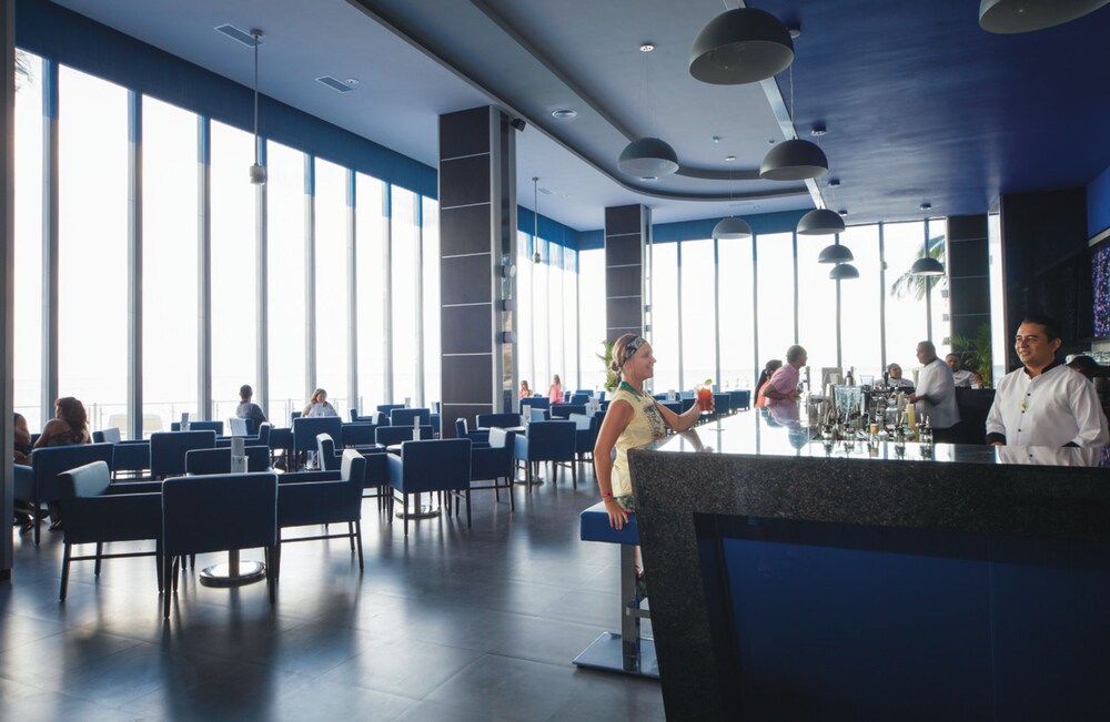 Riu Cancun All Inclusive in Cancun | Best Rates & Deals on Orbitz