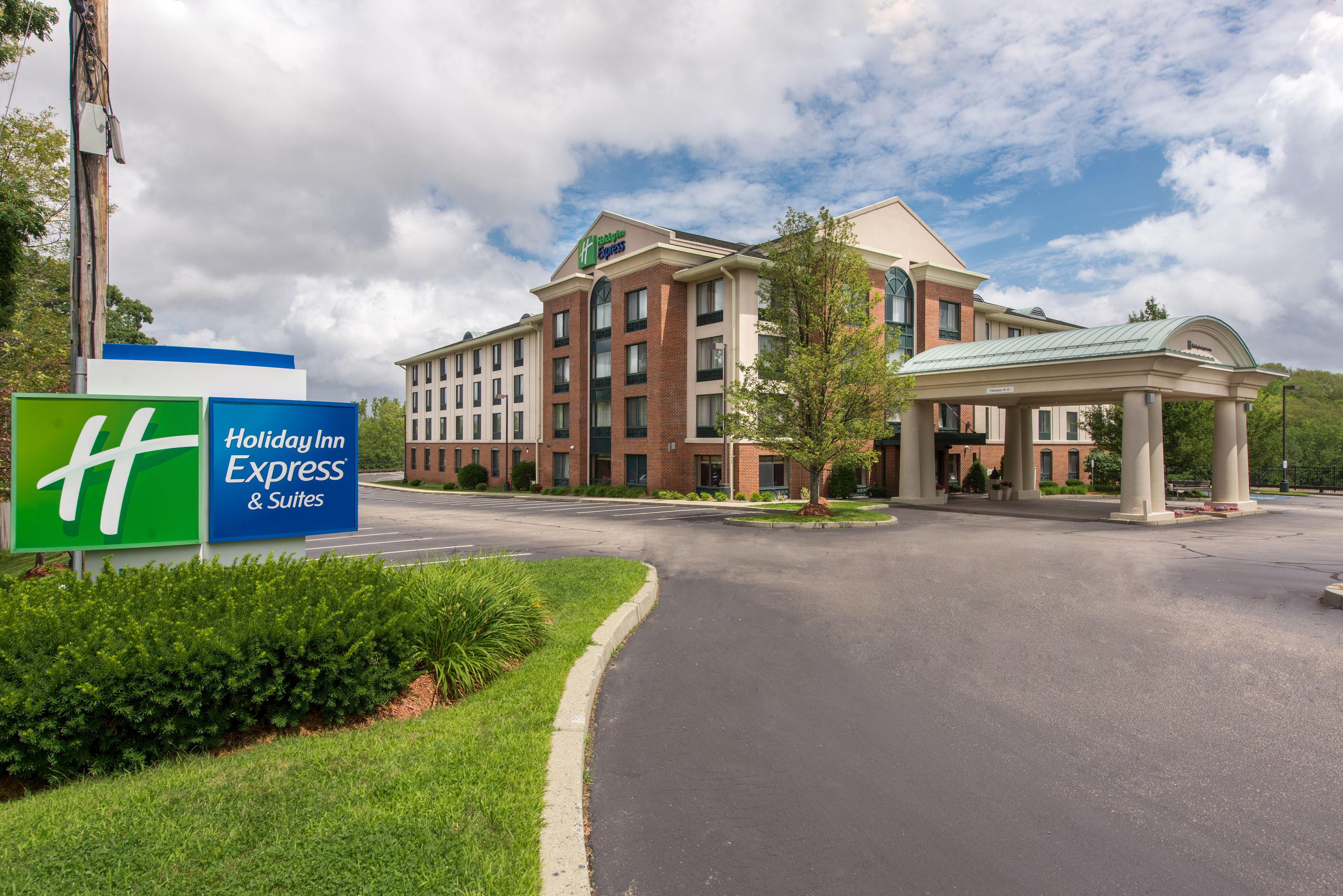 Fairfield Inn & Suites by Marriott Worcester Auburn in Auburn, MA | Expedia
