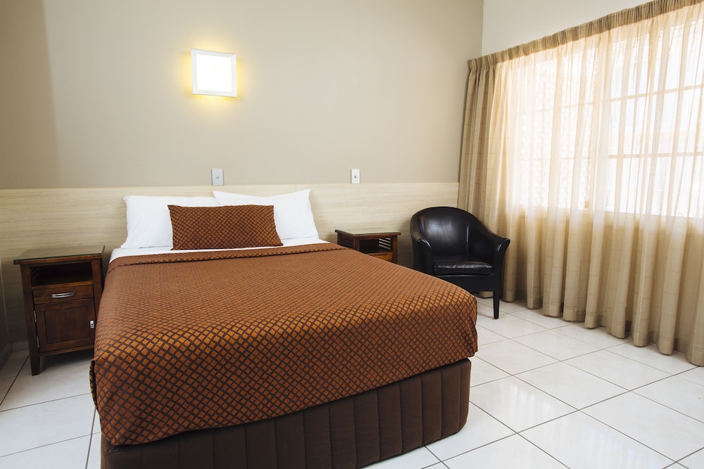 City Oasis Inn: AU$134 Deals & Reviews (Townsville, AUS) | Wotif