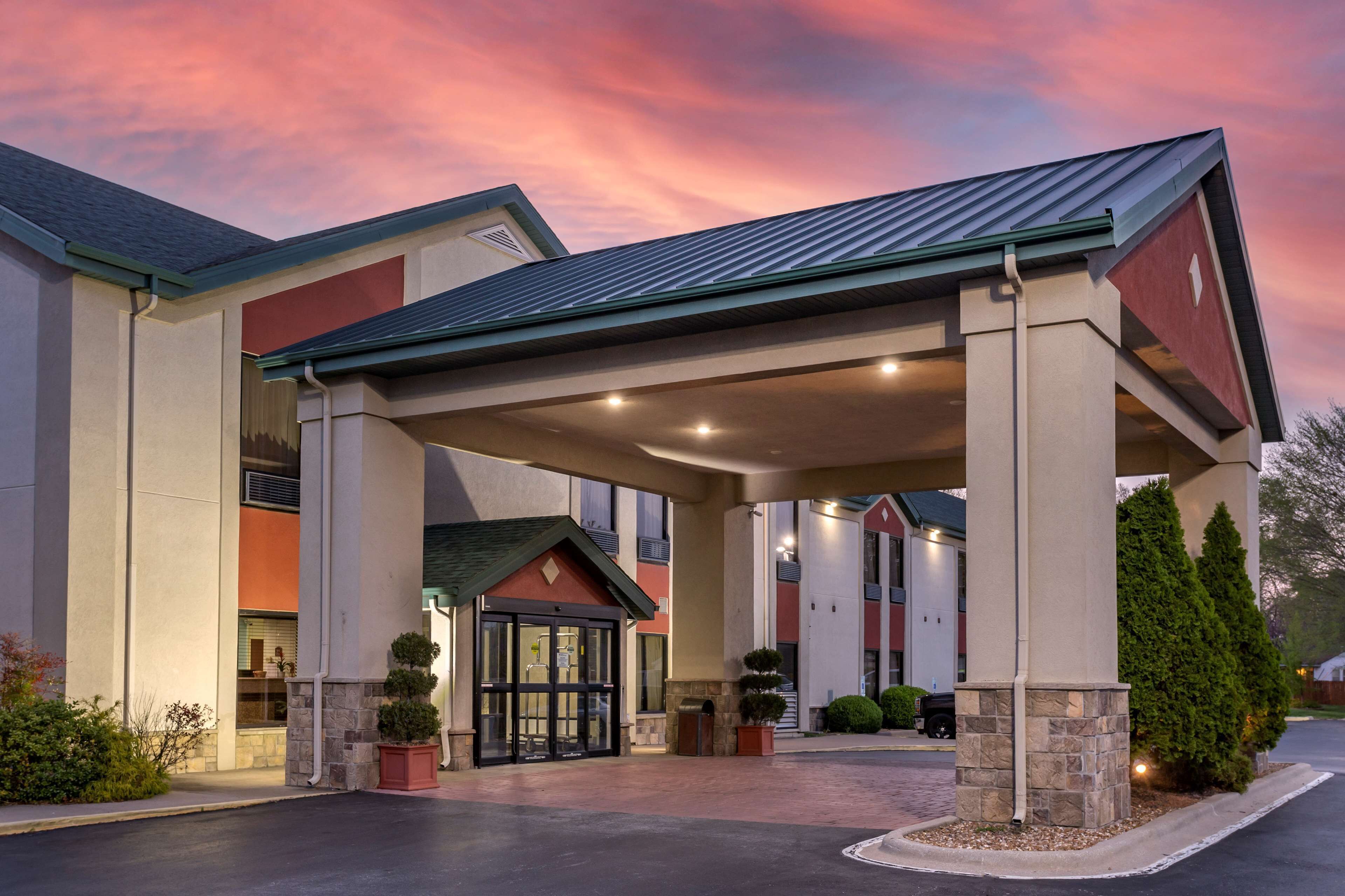 The Mansion at Elfindale Reviews, Deals & Photos 2023 - Expedia