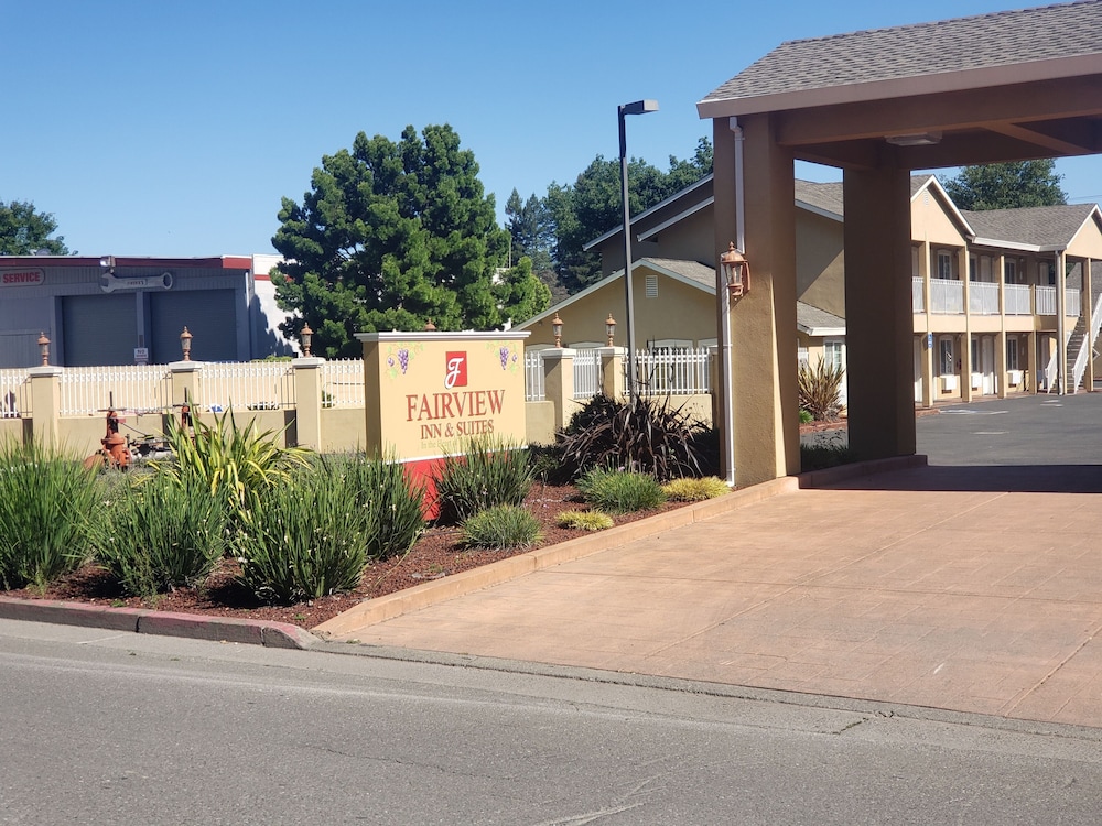 Fairview Inn and Suites in Healdsburg | Best Rates & Deals on Orbitz