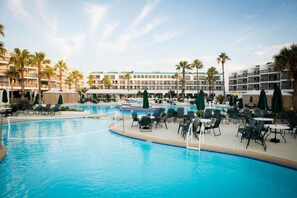 Port Royal Ocean Resort & Conference Center: 2022 Room Prices, Deals ...