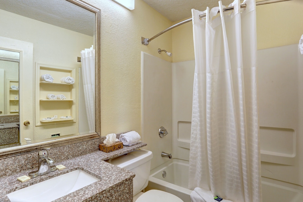 Drake Inn in Nashville | Best Rates & Deals on Orbitz